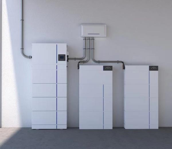 Batteriespeicher: 3-Phasen Notstrom schnell besser billiger